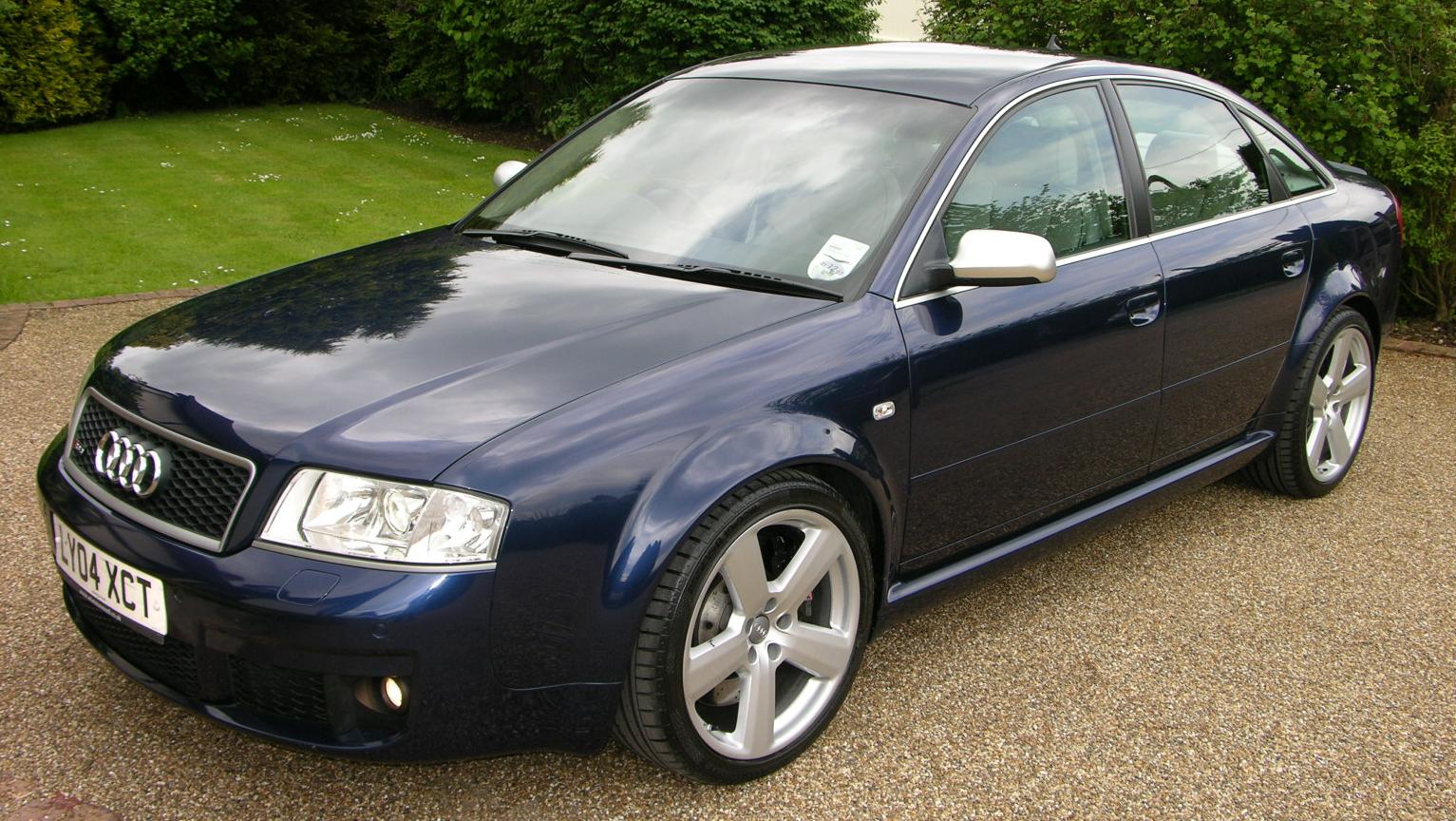 Audi S6 (4B,C5) 4.2 V8 (340 Hp) quattro
